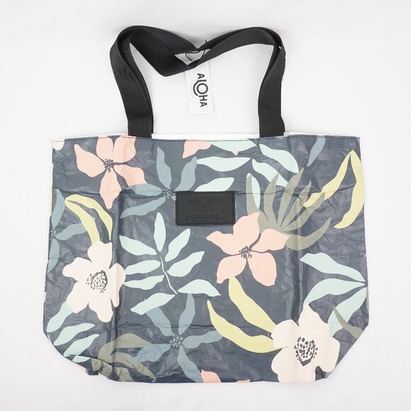 ALOHA Collection | Bags | Nwt Aloha Collection Day Tripper Tote Bag In ...